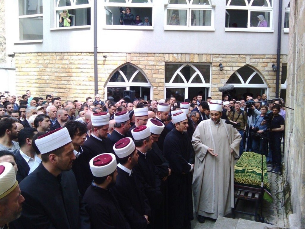 Preselio na Ahiret muftija Jusufspahić – Prvi Islamski Web Portal u ...